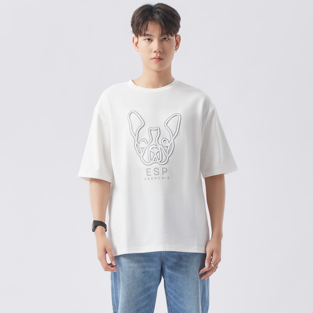 ESP เสื้อทีเชิ้ตเฟรนช์ชี่แต่งลายนูน ผู้ชาย สีขาว | Embossed Frenchie ...