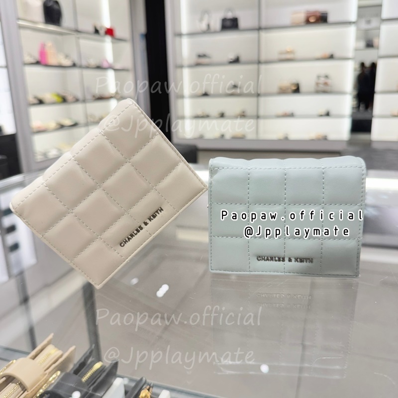 กระเป๋าสตางค์ Charles & Keith รุ่น Cassia Quilted Mini Wallet : CK6 ...