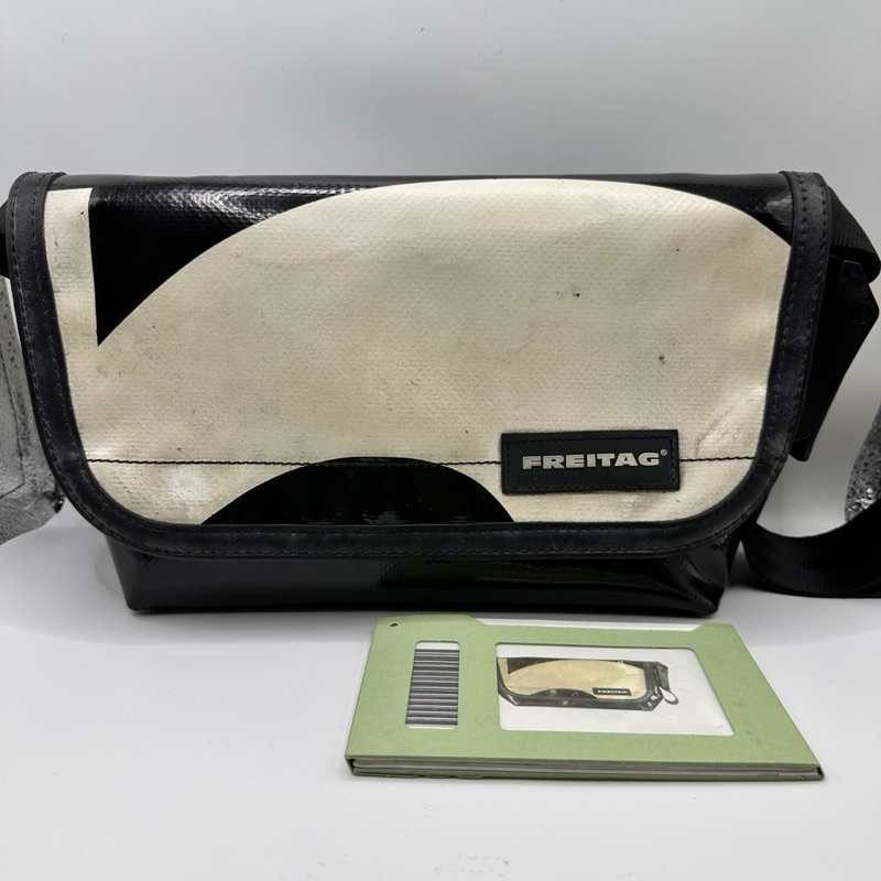 Freitag F41 : Hawaii Five-O (มือสอง) | Shopee Thailand