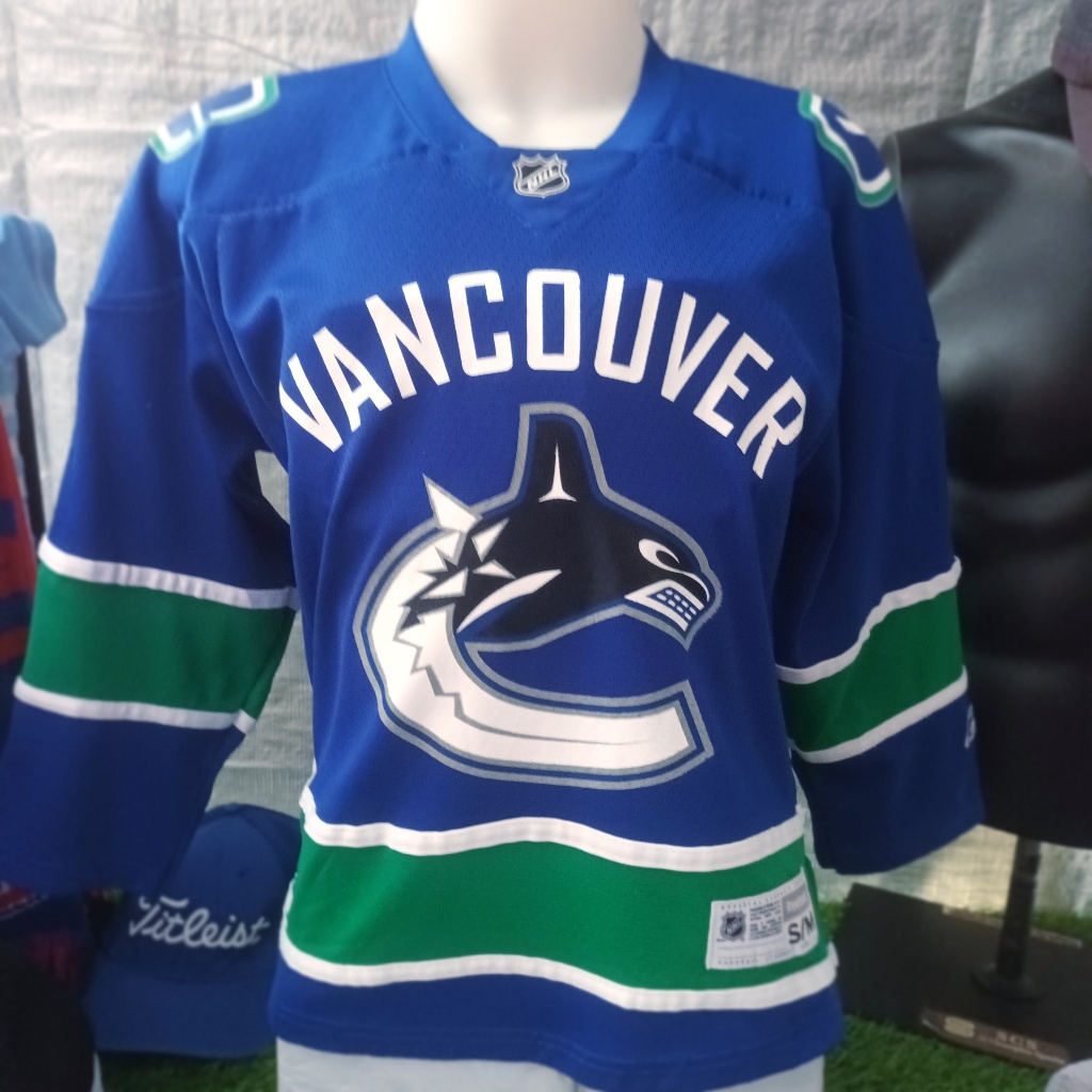 NHL Vancouver Canucks ice hockey jersey size s เอ็นเอชแอล แวนคูเวอร์ คา ...