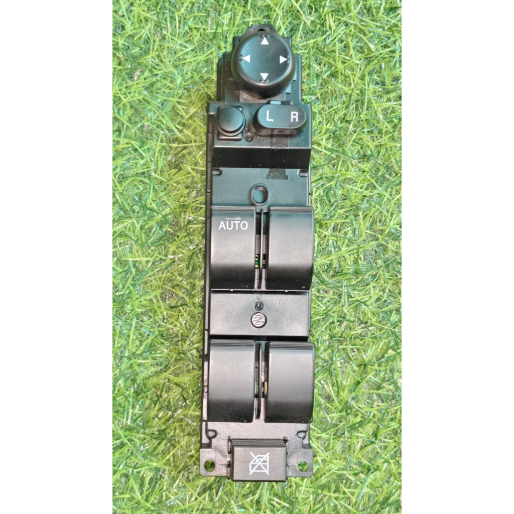 สวิทซ์กระจกไฟฟ้าประตู พวงมาลับซ้าย/ขวา Mazda 2 ปี 2010 2011 2012 2013 ...