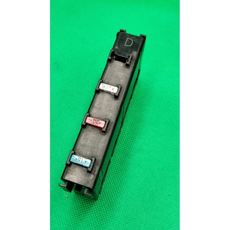 แผงฟิวส์ ตัว D. RELAY INTEGRATION TOYOTA FORTUNER. COMMUTER (82641 ...