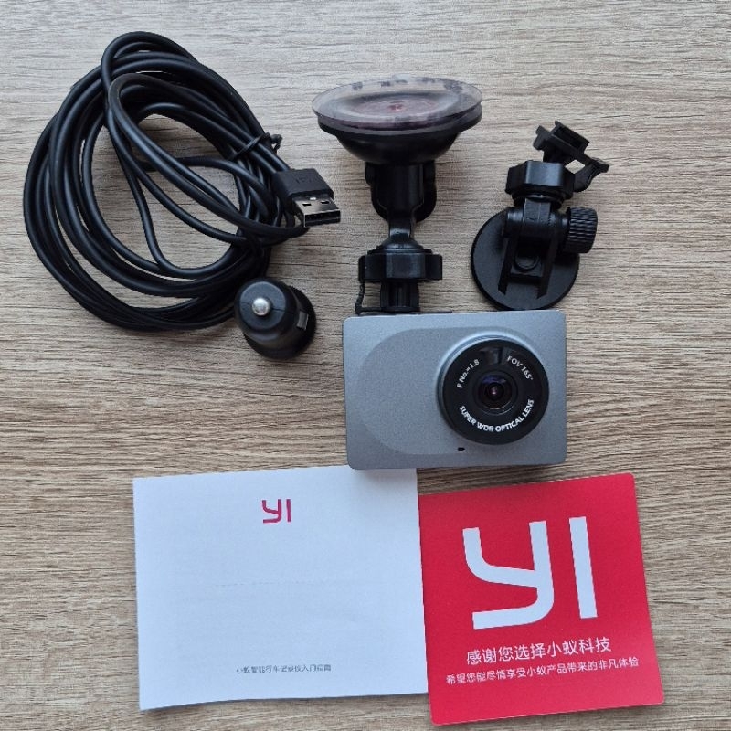 มือสอง YI dash cam กล้องหน้ารถยนต์ | Shopee Thailand