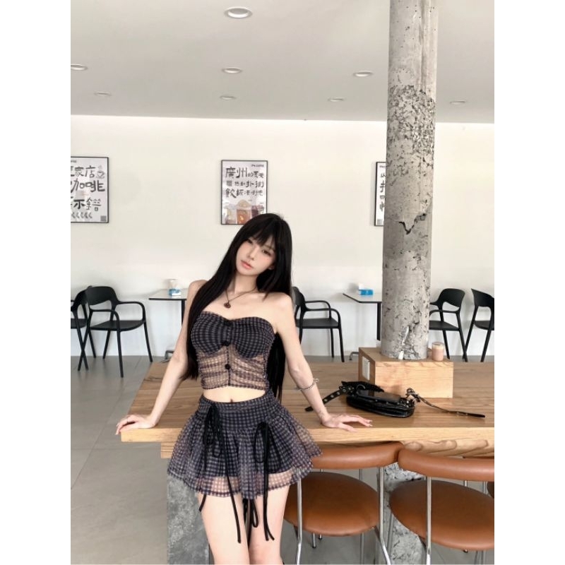 Bentoy(7098A) ชุดเซ็ทเสื้อเกาะอกกระโปรงสั้น มีซับใน ลายสก๊อตติดกระดุมน่ารัก ผ้ายีฟอง รัดรูป ทรง ...