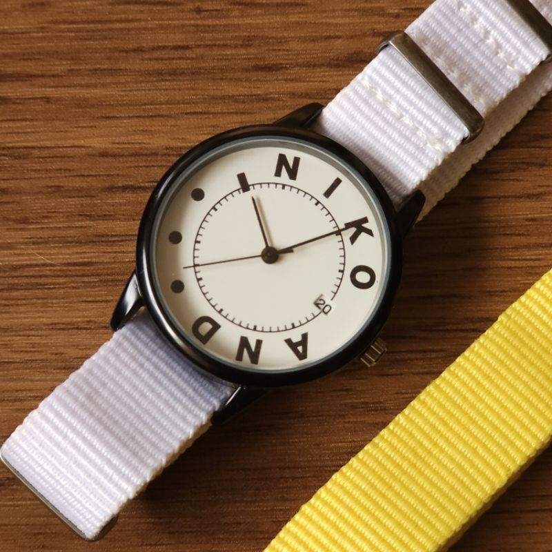 Niko and ... Watchสภาพดี มีสายนาโต้ให้ 2เส้น | Shopee Thailand