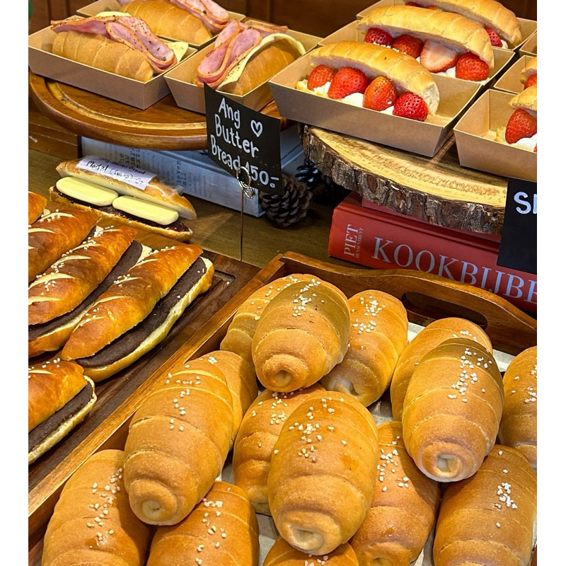 รับหิ้วจากร้านรอสินค้า1วัน Shio Pan ร้าน Loafy Co Bakery 🥯 ร้านบนดาดฟ้า ...