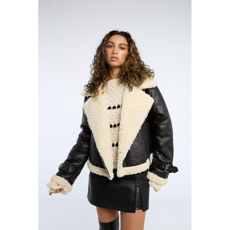AMISU Faux leather jacket with fake fur แท้ | Shopee Thailand