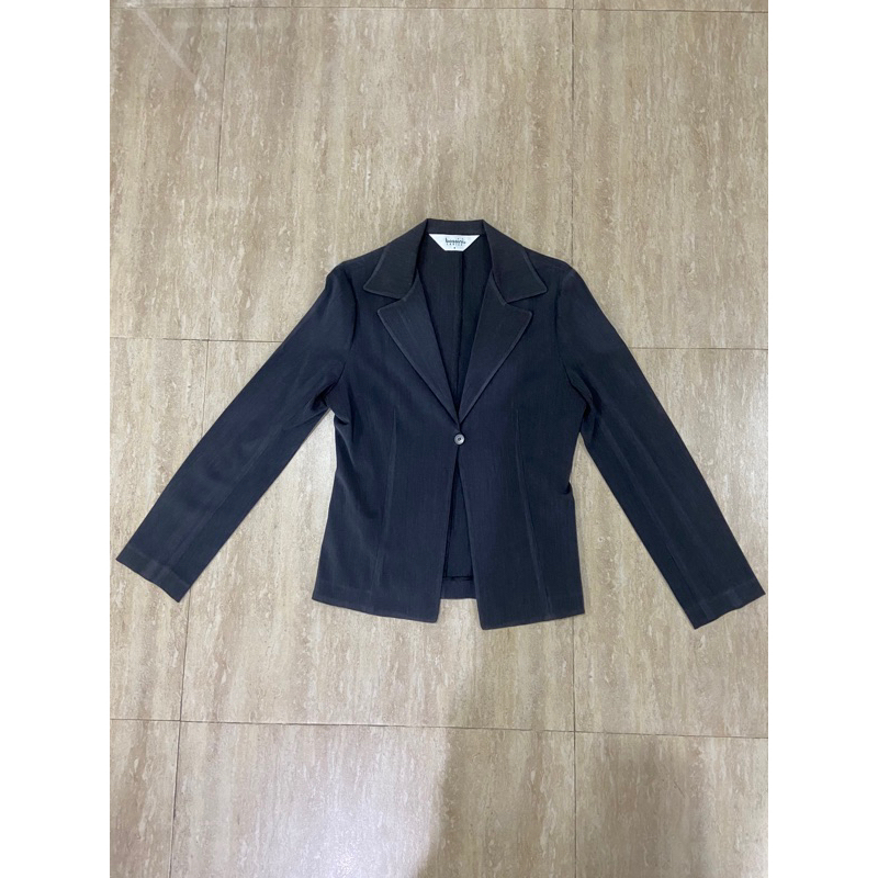 สูทผู้หญิงสีดำ มือสอง bossini blazerสีดำ | Shopee Thailand