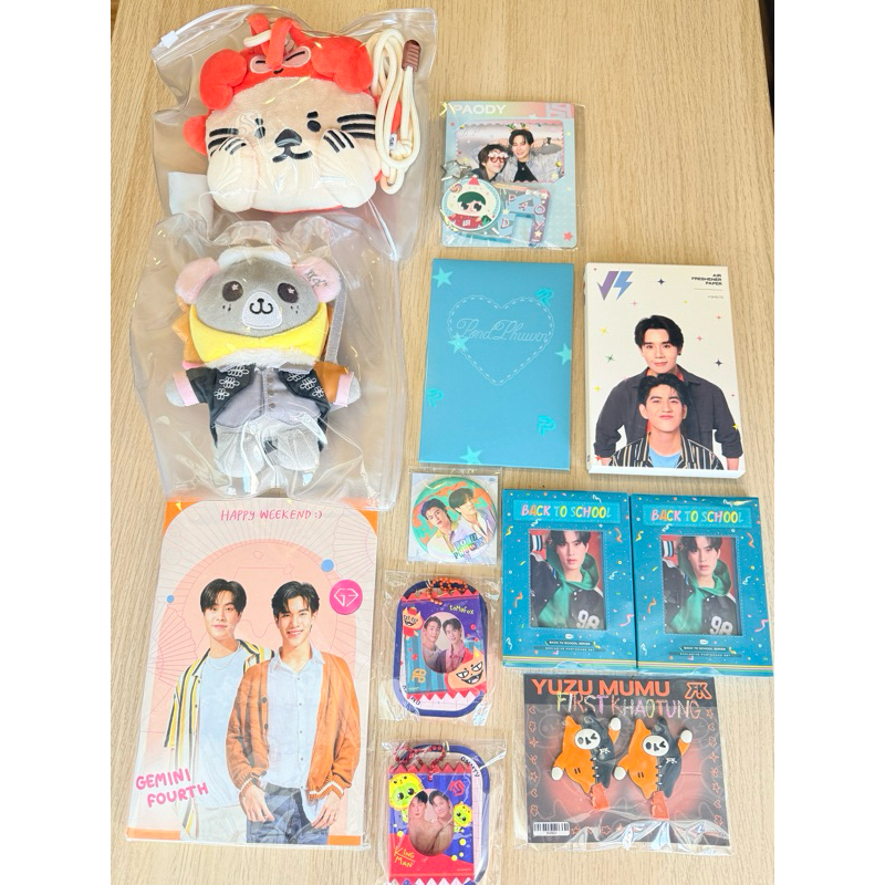 COLLECTIBLE CARD ALBUM LOOK KHUNNOO SPINNER MAGSAFE GRIPTOK GeminiFouth ...
