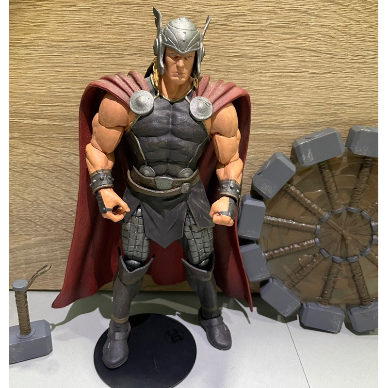 ตำหนิ Thor comics Marvel diamond select action figure 1/10 | Shopee ...