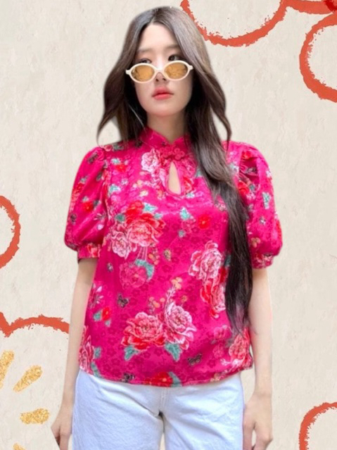 Alice♥︎ VALEN BASIC STORE เสื้อกี่เพ้า เสื้อตรุษจีน ผ้าซาตินลายดอกสีชมพูแบบน่ารัก สดใส ดีเทลแขน ...