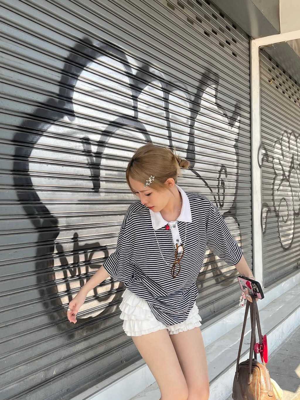 (พร้อมส่ง) Clothestoryy - WGWE เสื้อยืดคอโปโลแขนสั้นลายทางขาว | Shopee ...