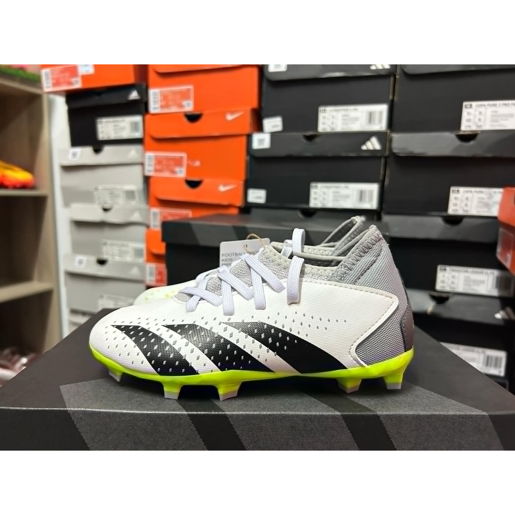 รองเท้าฟุตบอลเด็ก รุ่น ADIDAS PREDATOR ACCURACY.3 รหัส IE9504 ของแท้มือ ...
