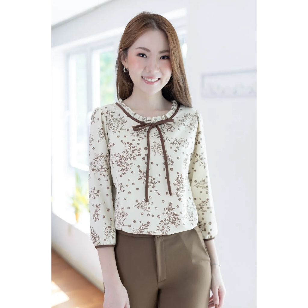 [สงกรานต์ส่งปกติ] Narinari : MT4834 Ruff Collar Blouse เสื้อทำงาน | Shopee Thailand