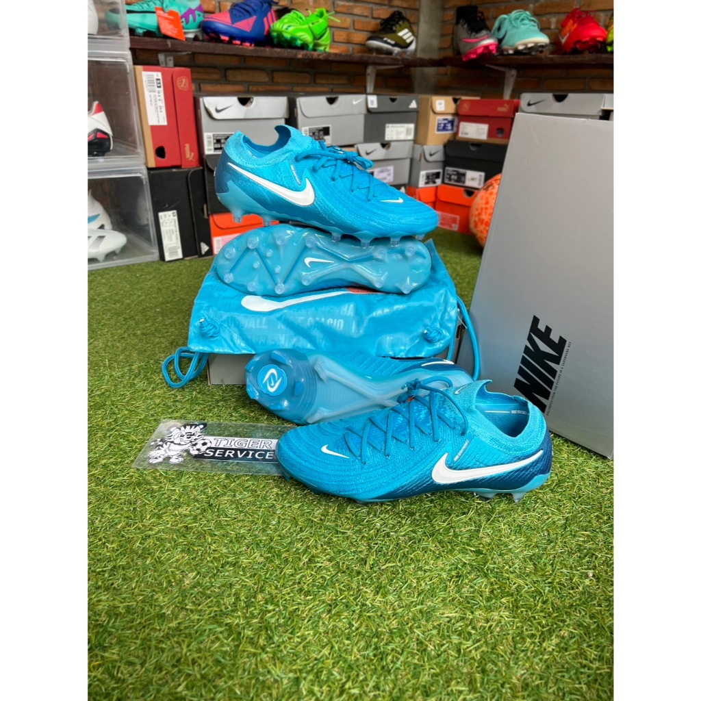 Nike Ambition Pack Nike Phantom GX2 Elite AG และ FG รองเท้าฟุตบอลไนกี้ ...