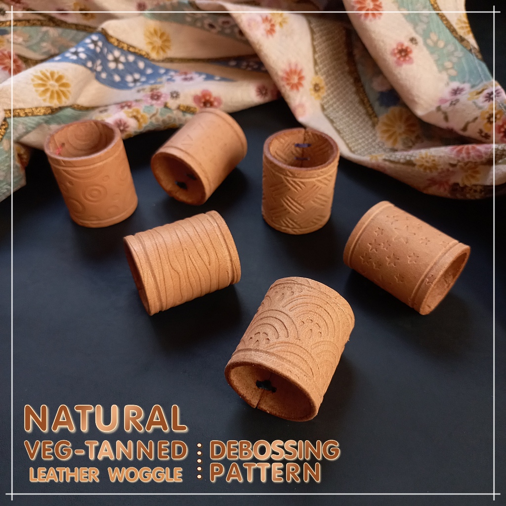วอกเกิ้ลหนังฟอกฝาดสีธรรมชาติปั๊มลายกราฟฟิค / Natural Veg-Tanned Leather ...