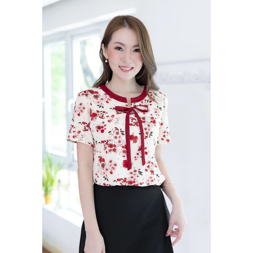Narinari : NT2508 Red Bow Blossom Blouse – Vanilla | Shopee Thailand