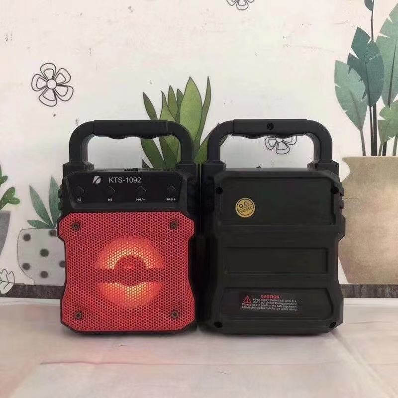 ลำโพงบลูทูธไร้สาย รุ่น KTS-1092 มีไฟ LED สามารถเสียบไมค์โครโฟนได้ แถม ...