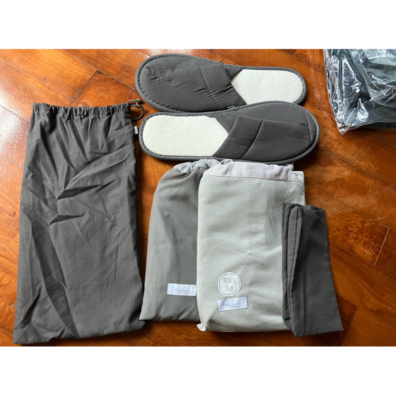 Lufthansa Airline First class Van Laack Pajamas Size M for women ...