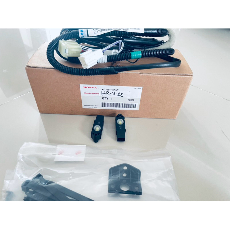 (แท้💯%)Honda Hrv ปี 22 ,eHev,Honda Access ,ไฟส่องเท้า hrv, plug and ...