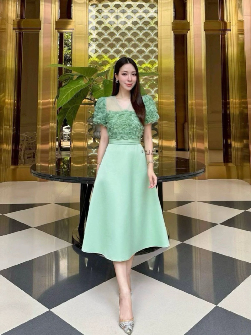 🌟เดรสสวยหวานสีเขียว แต่งดอกไม้3D (lalada)🌟 | Shopee Thailand