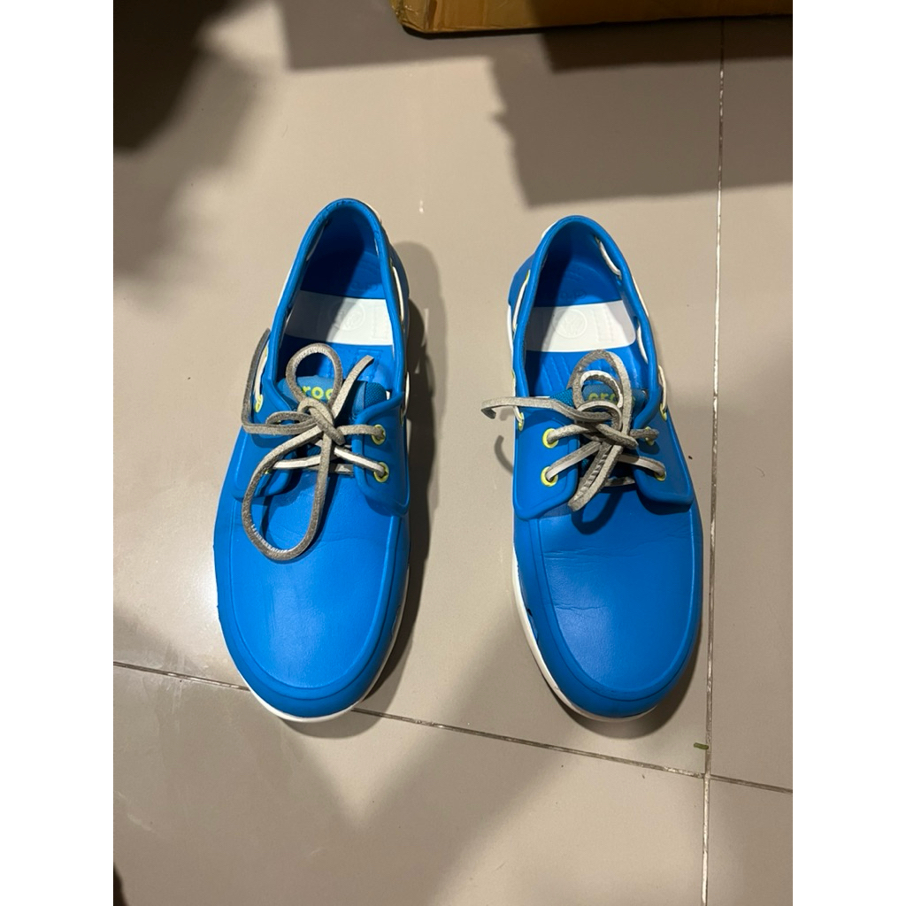 รองเท้า Crocs Beach Line Boat Shoe Men Crocs รองเท้ายางหุ้มส้น สีฟ้า สี ...