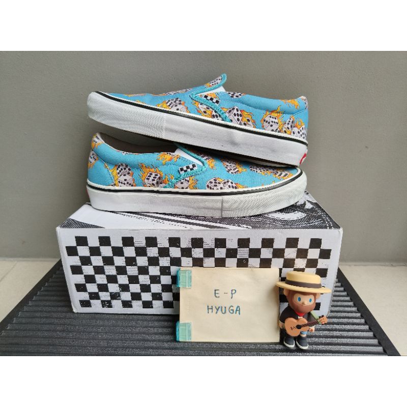 รองเท้า Vans Skate Slip-on Blue Flame Dice | Shopee Thailand