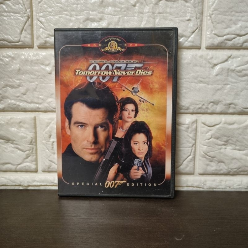 DVD : 007 TOMORROW NEVER DIES( มือสอง ) ดีวีดี หนัง ซีรีย์ แผ่นแท้ | Shopee Thailand