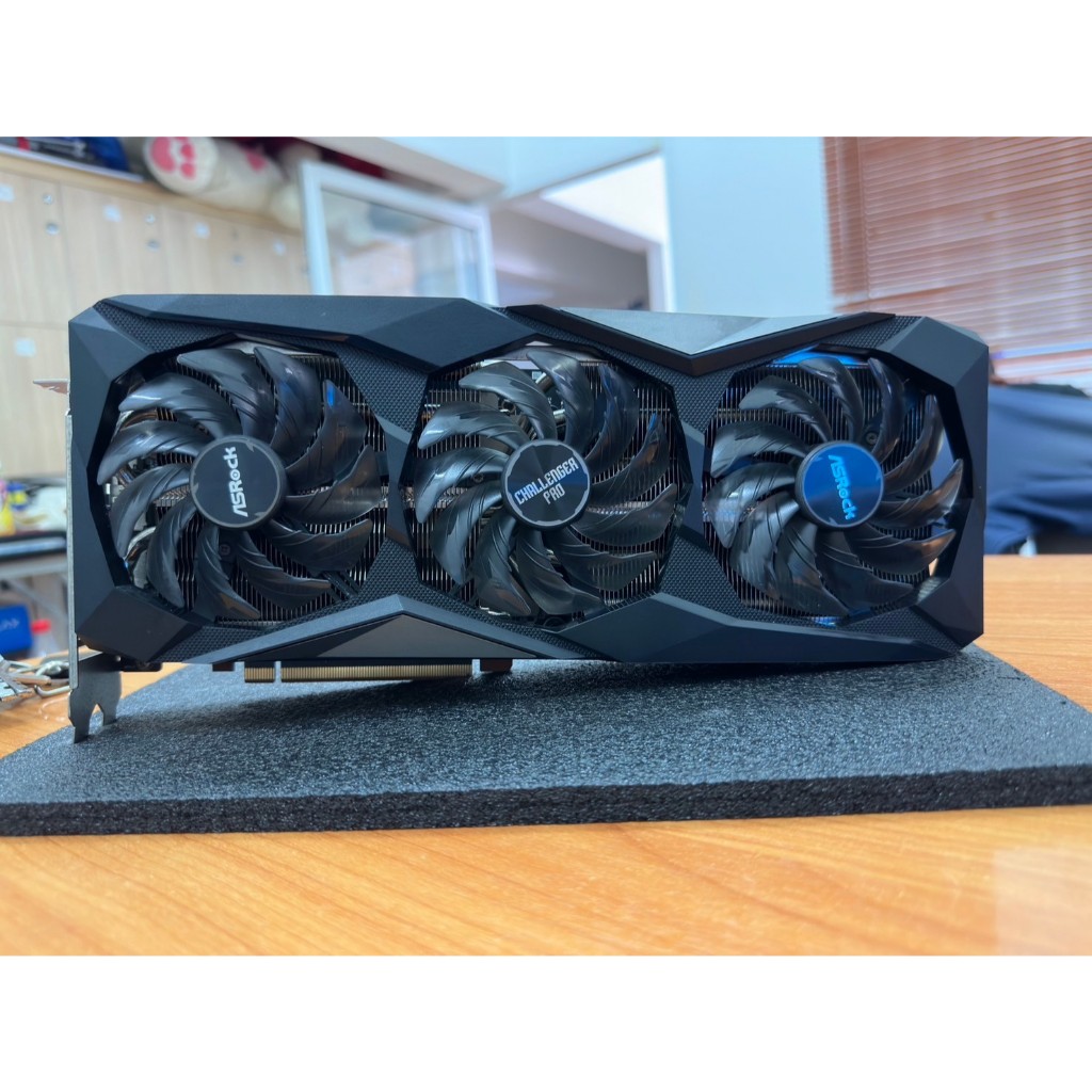 Asrock Challenger Pro RX6800 16G OC สภาพสวย ใช้งานได้ดี | Shopee Thailand