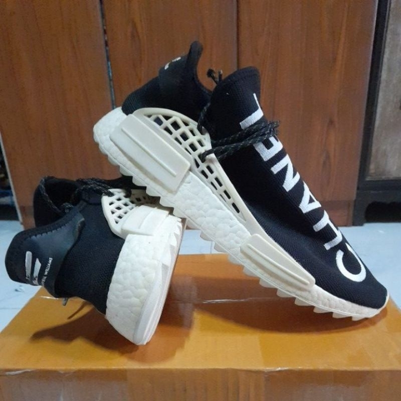 Adidas Originals Pharrell Williams x Coco Chanel HU NMD | Shopee Thailand