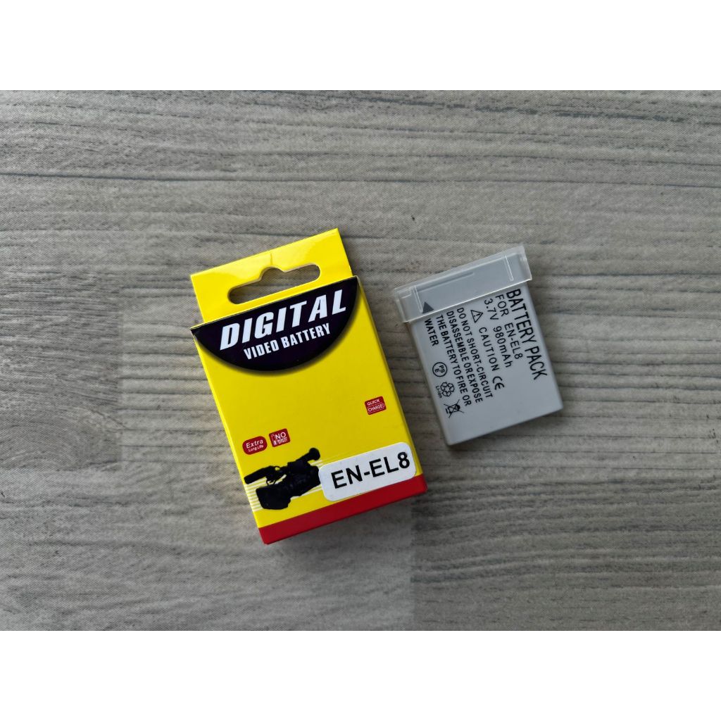 แบตกล้อง Nikon รุ่น EN-EL8 980mAh ถ่านชาร์จกล้อง Nikon COOLPIX P1 P2 S2 S2 S3 S5 S6 S7 S8 S9 S50 ...