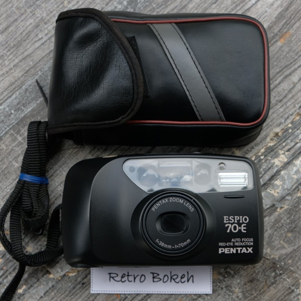 กล้องฟิล์ม PENTAX ESPIO 70E เลนส์คม ๆ 38-70mm สวยสภาพดี มีชัตเตอร์ B ใช้ง่ายเล็งแล้วถ่าย ได้ครบ ...