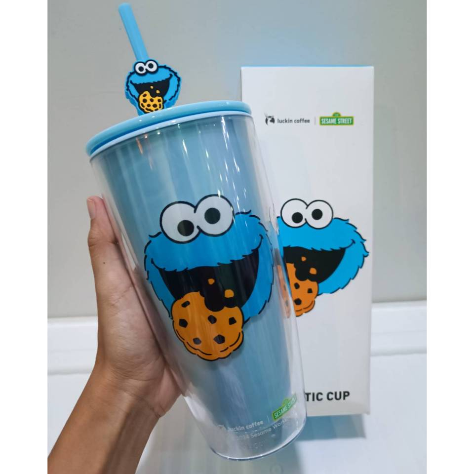 (ส่งฟรีEMS พร้อมส่งในไทย) Luckin+SESAME STREET 750ML แก้วพลาสติกมีหลอด ...