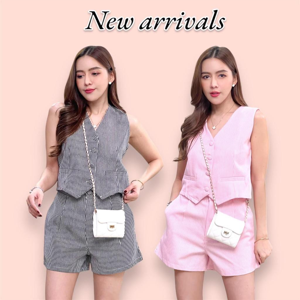 2293- Elle Set ชุดเซตเบเซอร์ลายริ้วเล็กขาสั้น | Shopee Thailand