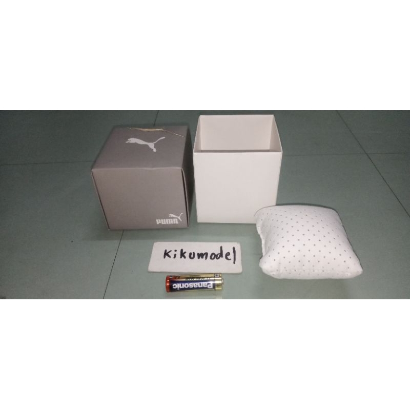 กล่องนาฬิกาข้อมือพูม่าหายากมาก นำเข้า import puma watch box wrist watch ...