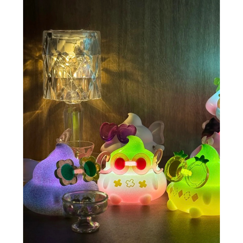 โมเดล : EmmmKun Lamplet อุนจิไฟ (มีไฟ เปิด-ปิดได้) | Shopee Thailand