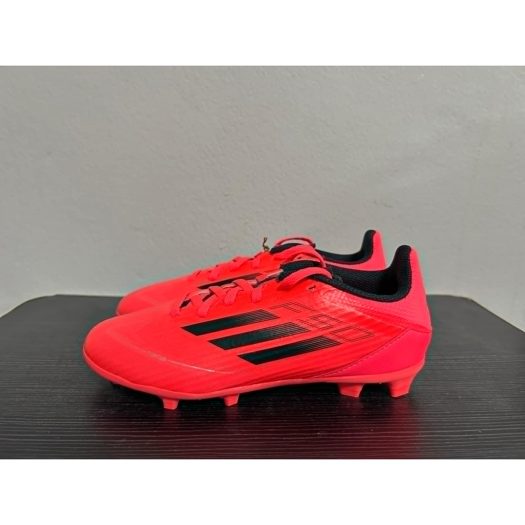 รองเท้าฟุตบอลรุ่น ADIDAS F50 LEAGUE FG/MG J รหัสIF1377 ของแท้มือ1 ...