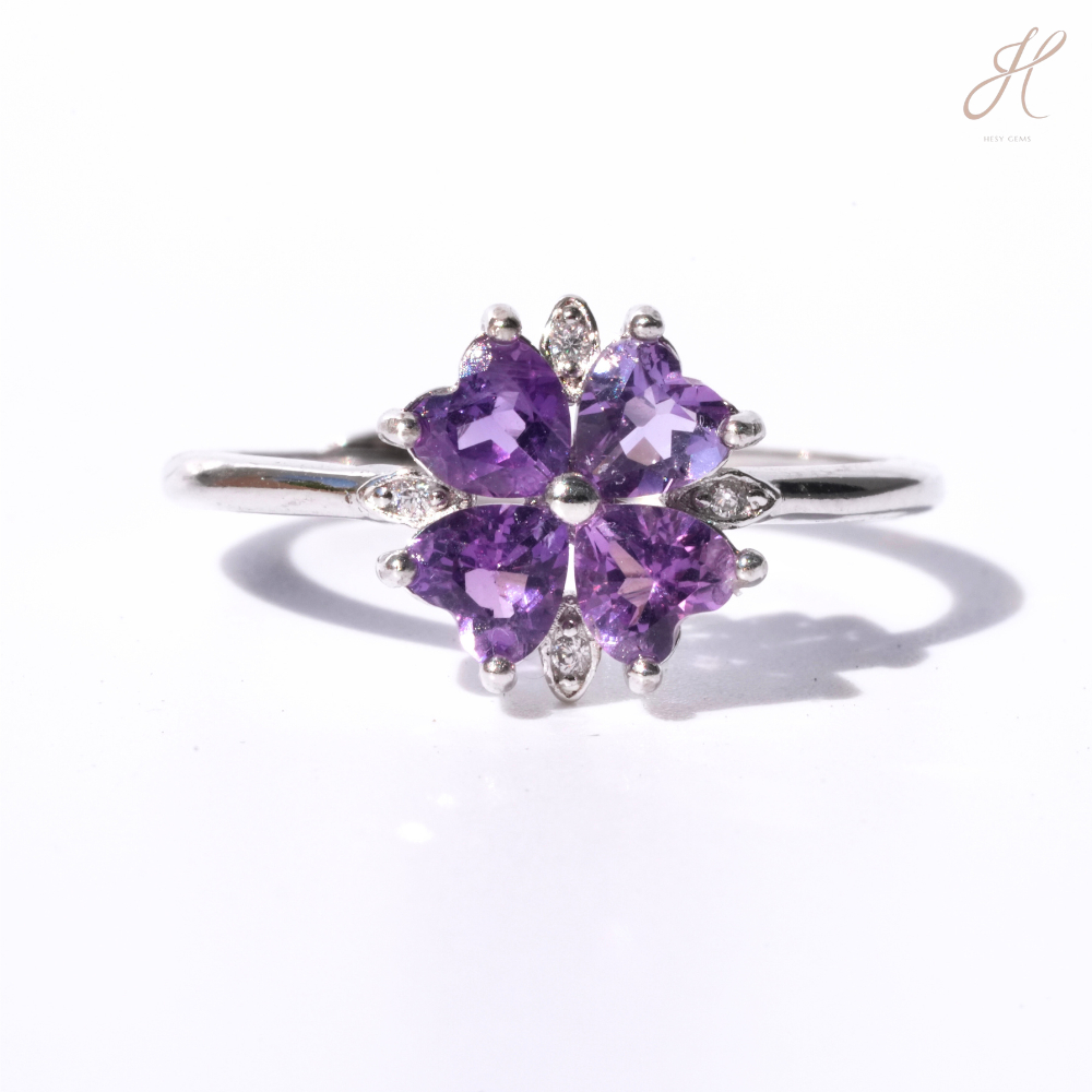 แหวนหัวใจดอกไม้อเมทิสต์ประดับ CZ -"Heart and Flower Amethyst Ring" สัญลักษณ์แห่งความรักและความ ...