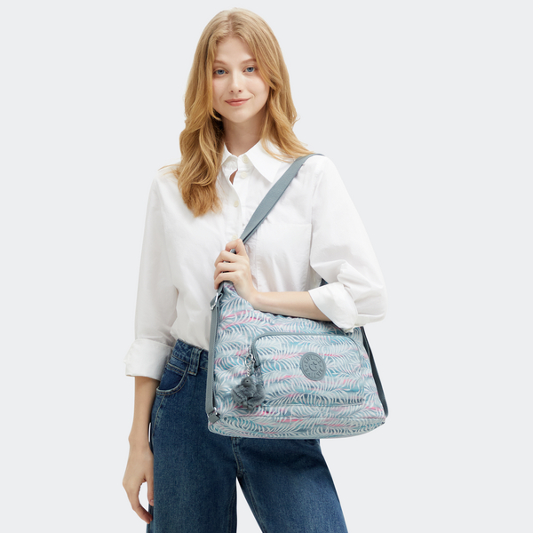 กระเป๋า Kipling รุ่น YENNA สี PALMTREE LEAVES | Shopee Thailand