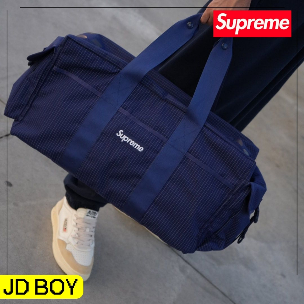 (มีส่งด่วนได้ของเลยวันนี้) JDBOY-Supreme Duffle Bag Navy SS24 กระเป๋า ...