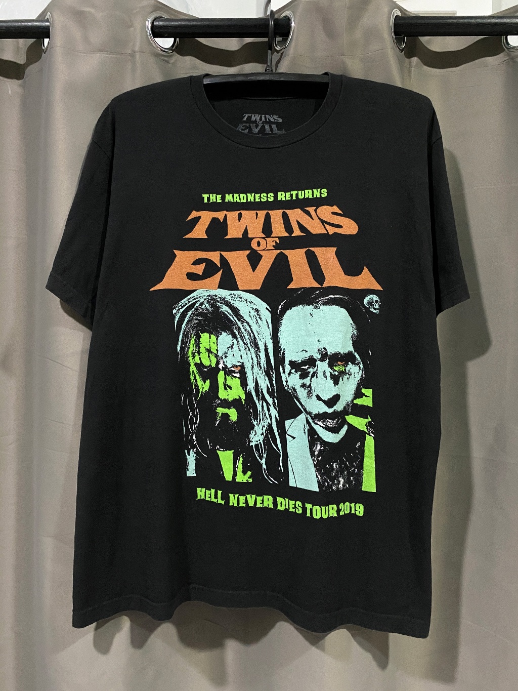 เสื้อยืดมือสอง Twins of Evil Rob Zombie Marilyn Manson สีดำ ลายทัวร์ปี ...