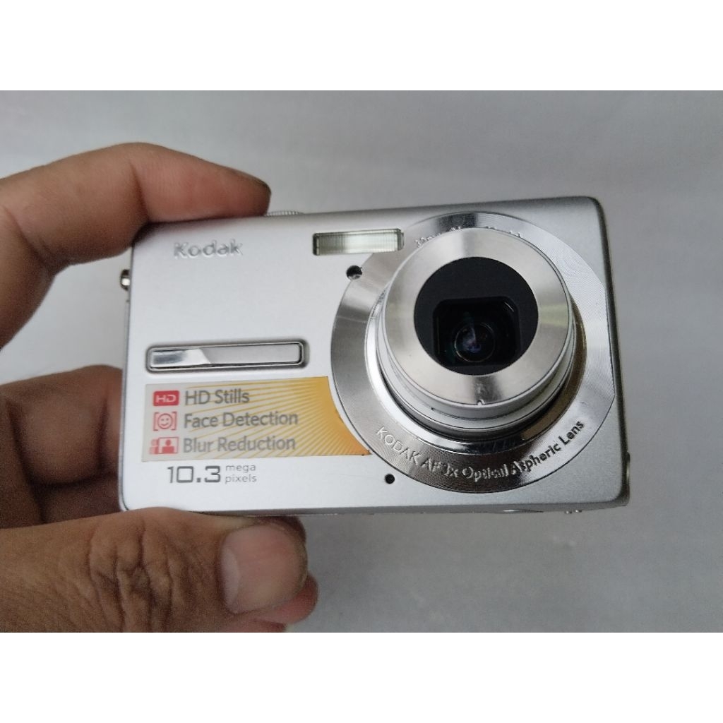 กล้อง kodak m1063(อ่านก่อนซื้อspare part) ไฟเข้า ชัตเตอร์ได้แฟรชออก จอ ...