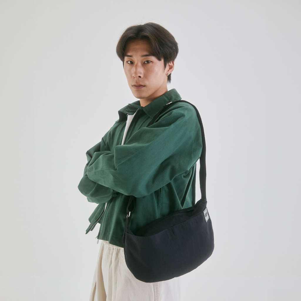กระเป๋าสะพาย Rounder crossbody bag | Shopee Thailand