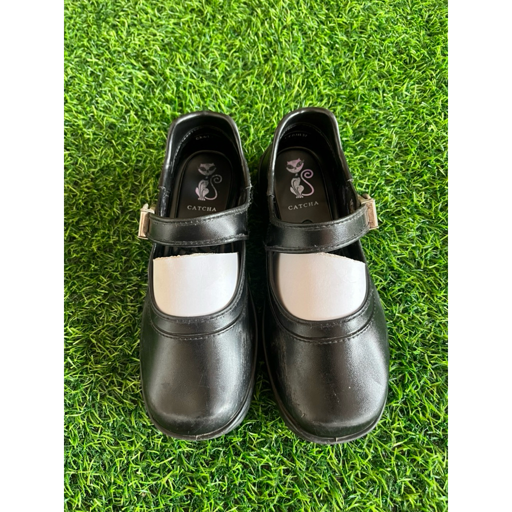 CATCHA รองเท้านักเรียนหญิง สีดำ เบอร์ 37 | Shopee Thailand