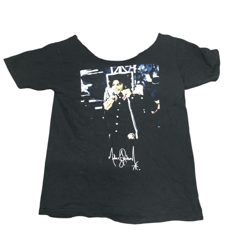 เสื้อ Michale Jackson ปาดไหล่ มือสอง (ตำหนิโดนตัดคอ) | Shopee Thailand