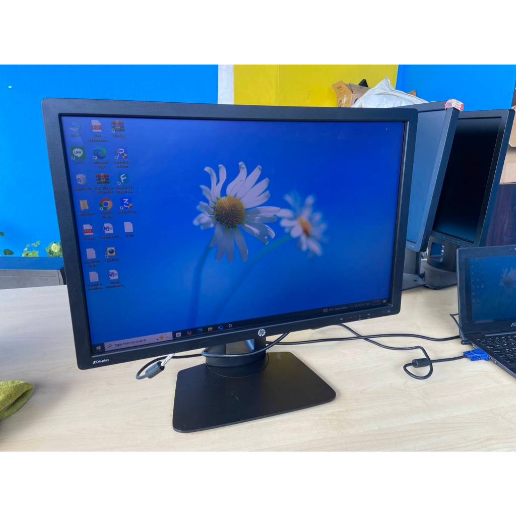 จอคอมมือสอง HP LED 24" HP รุ่น Z24i ความละเอียด 1920 x 1200 ปรับอิสระ ...