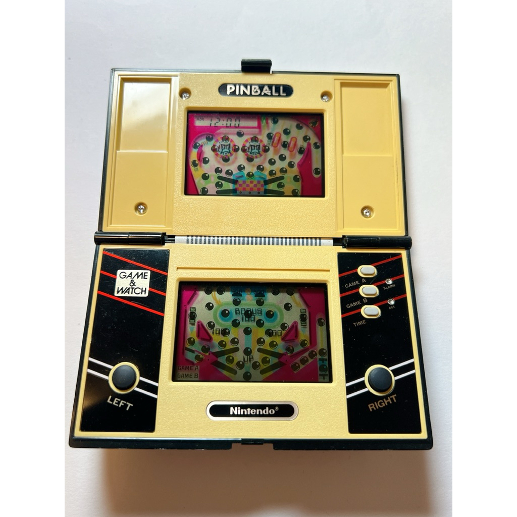 Nintendo GAME AND WATCH PINBALL 1983 นาฬิกาข้อมือ ทดสอบแล้ว หายากมาก ...