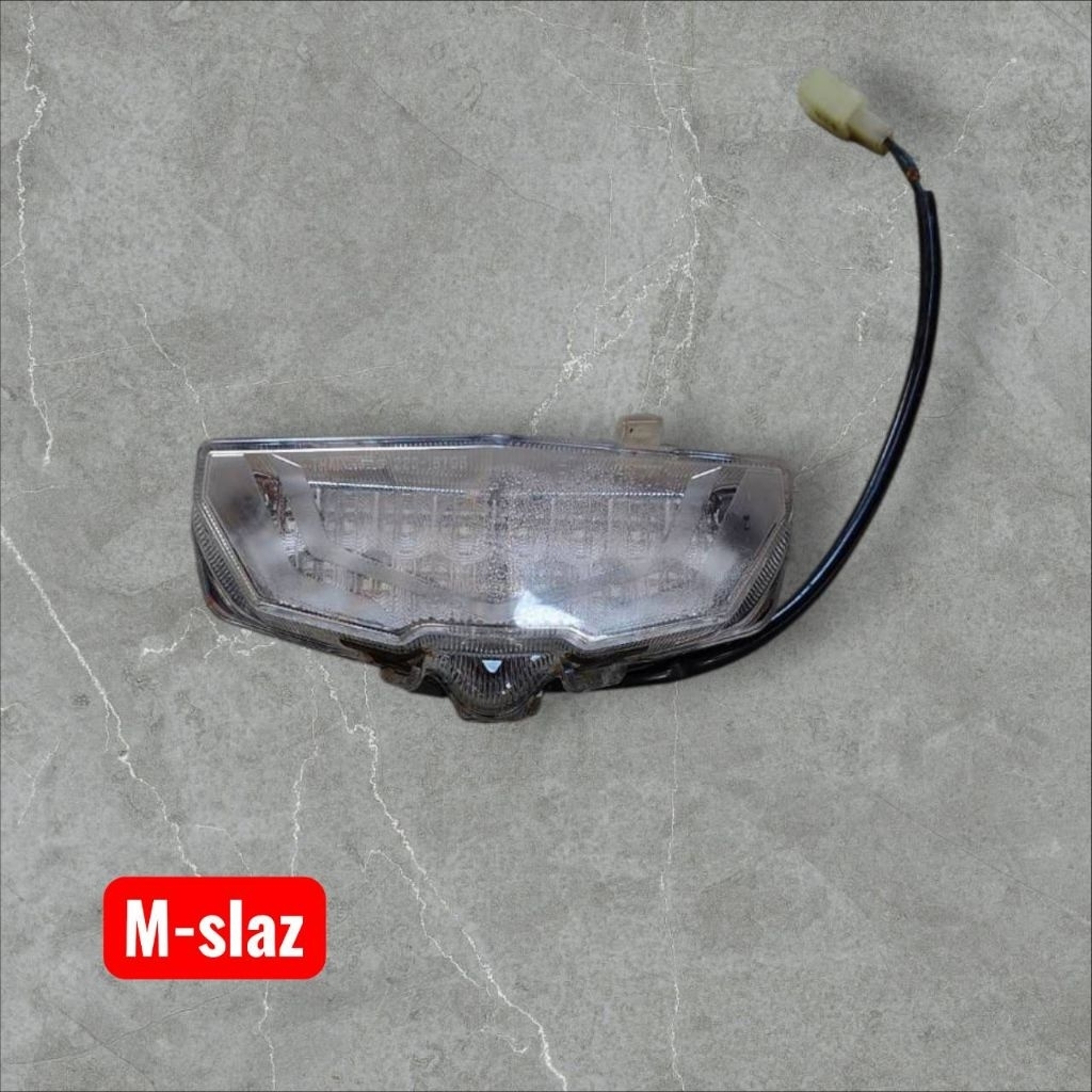 ไฟท้าย M-SLAZ ปี 2016-2018 | Shopee Thailand