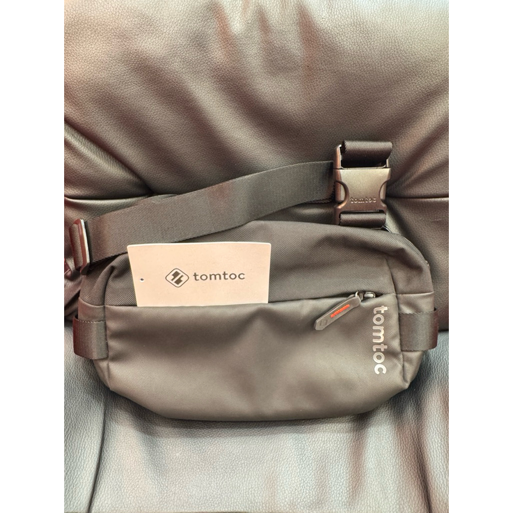 Tomtoc Explorer-T21 กระเป๋าคาดอก (มือสอง) | Shopee Thailand