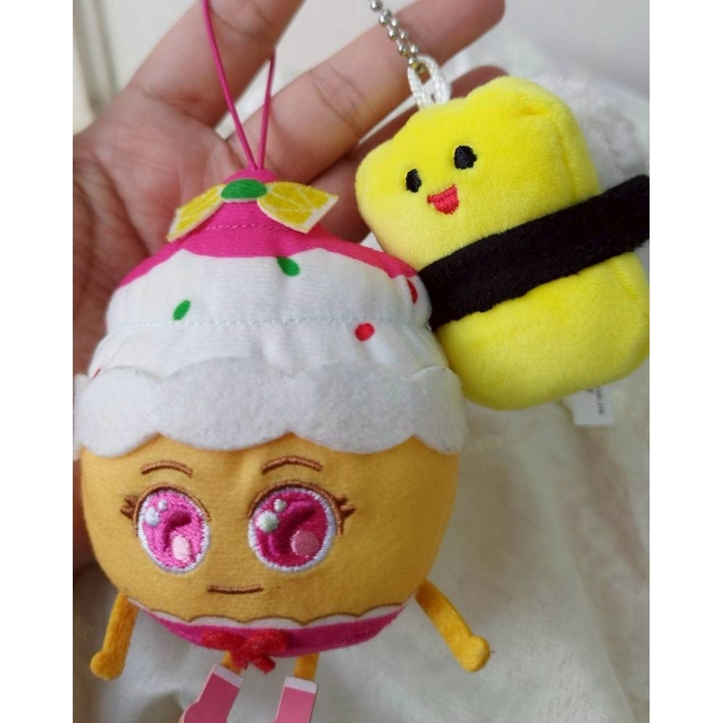 สุดคุ้มพวงกุญแจ baby bus และไข่หวาน 2 พวง ลิขสิทธิ์แท้มือสองญี่ปุ่น ...